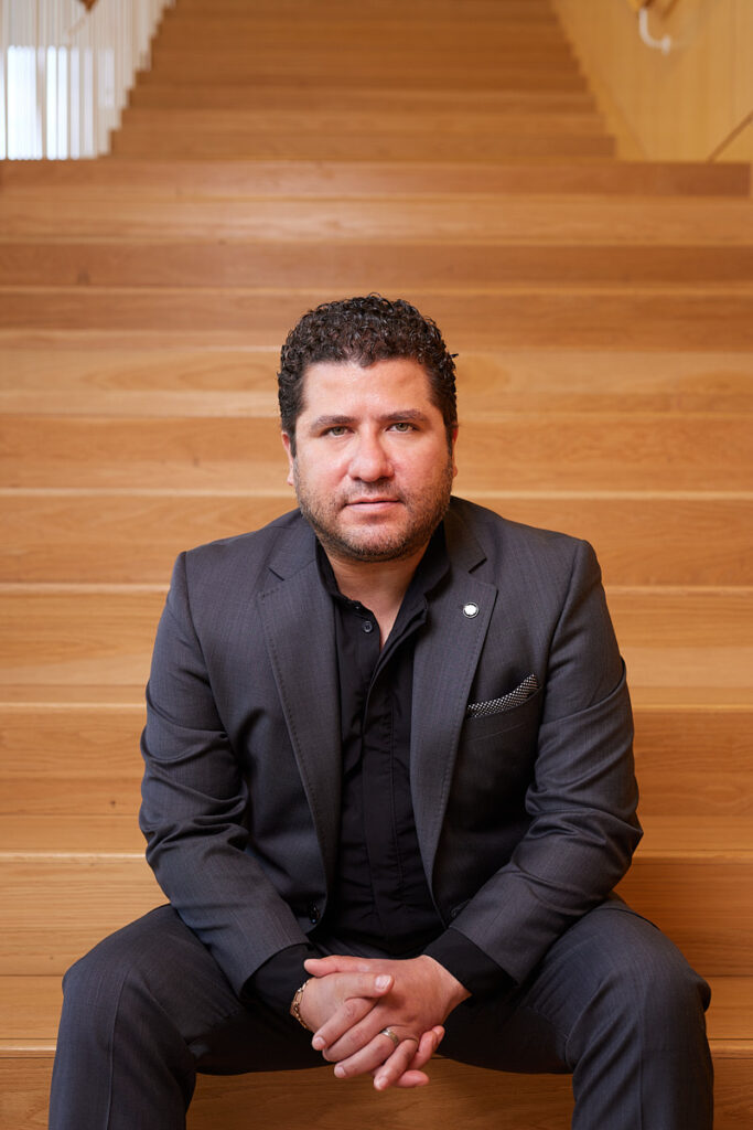 Biography - Eduardo Rojas